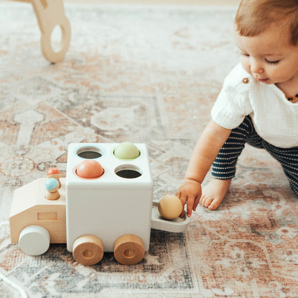 Wooden Pull Toy - Hammer Time | Wonder & Wise